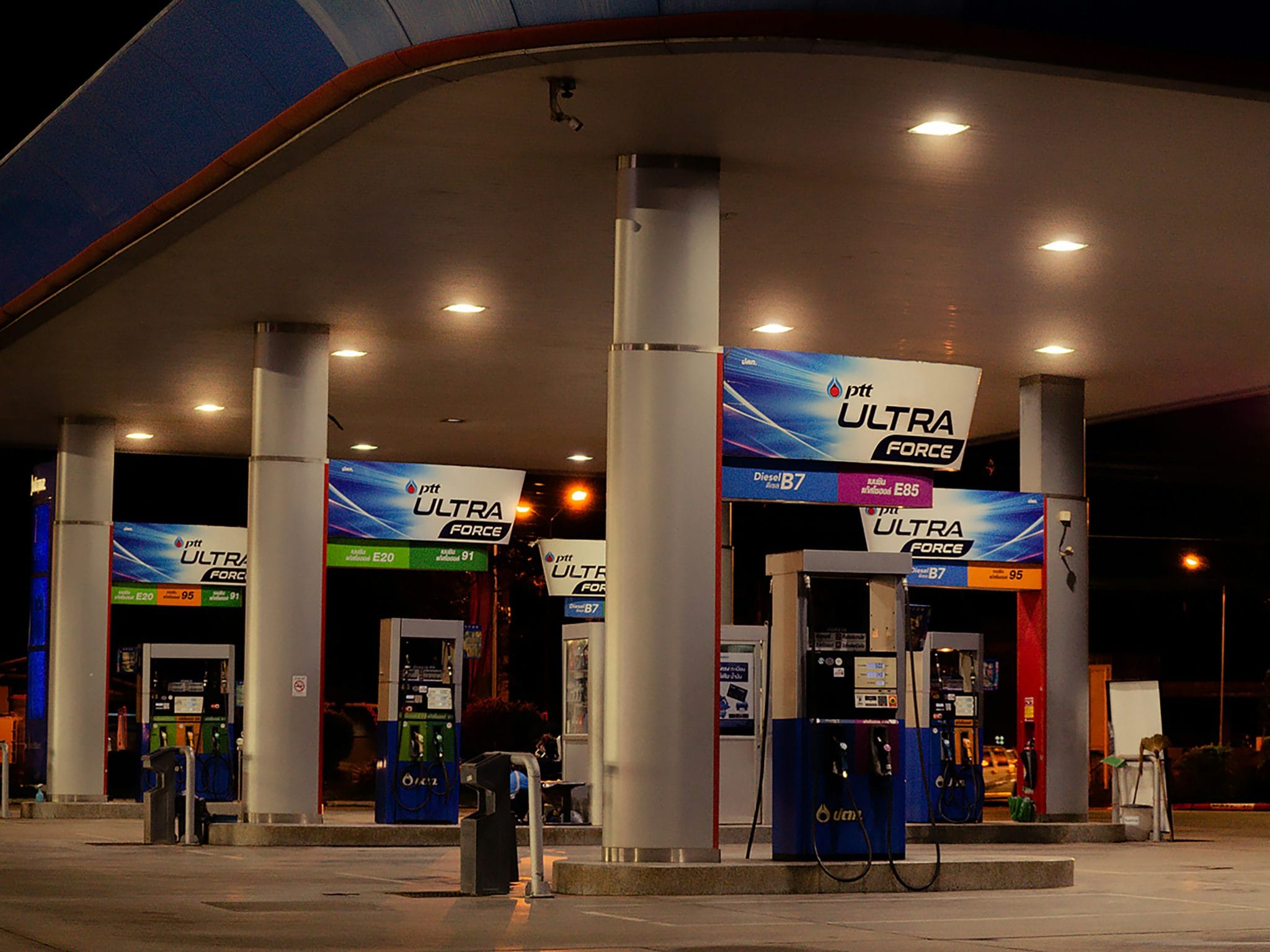 Gasolinera o Gasolinera: Definición y Uso Correcto