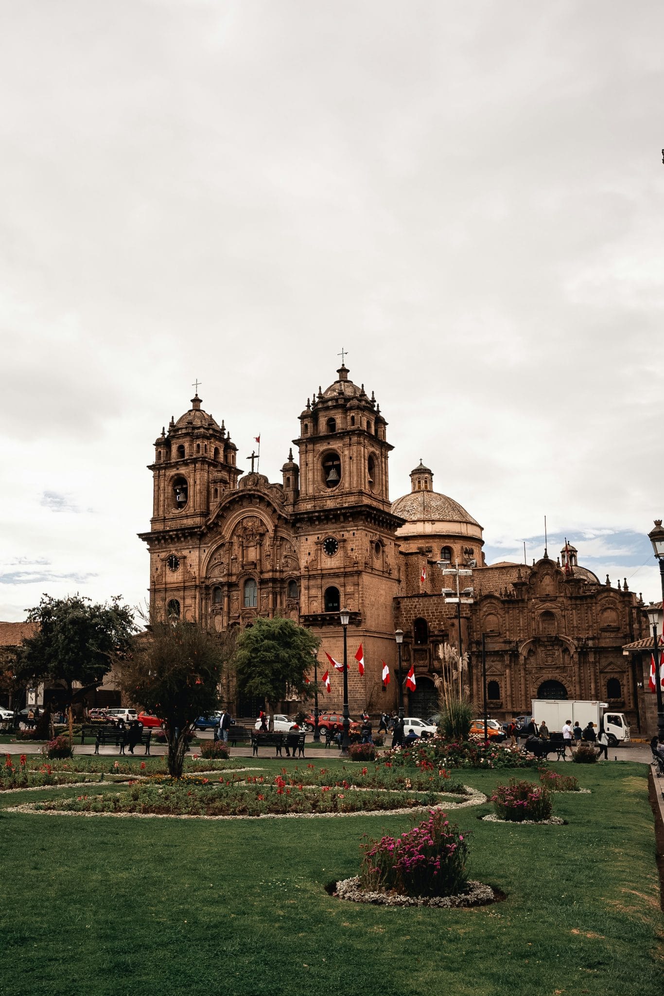 Religión de los Incas: Panteón, Huacas y Rituales